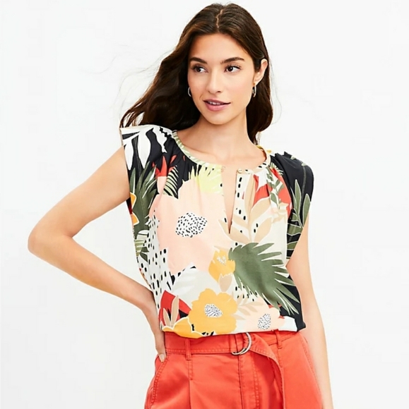 LOFT | Tops | Loft Petite Paradise Flutter Sleeve Shell | Poshmark